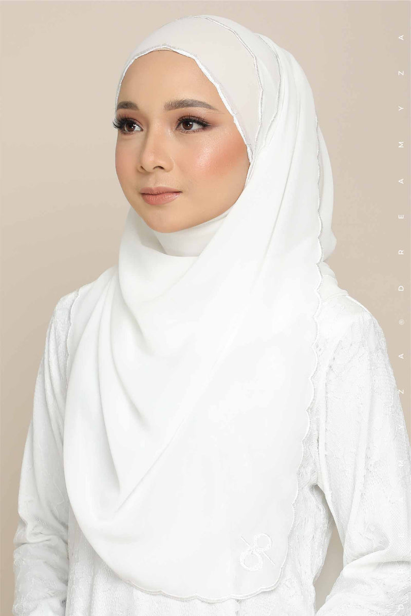 Mekar Sulam Scallop Shawl/Veil