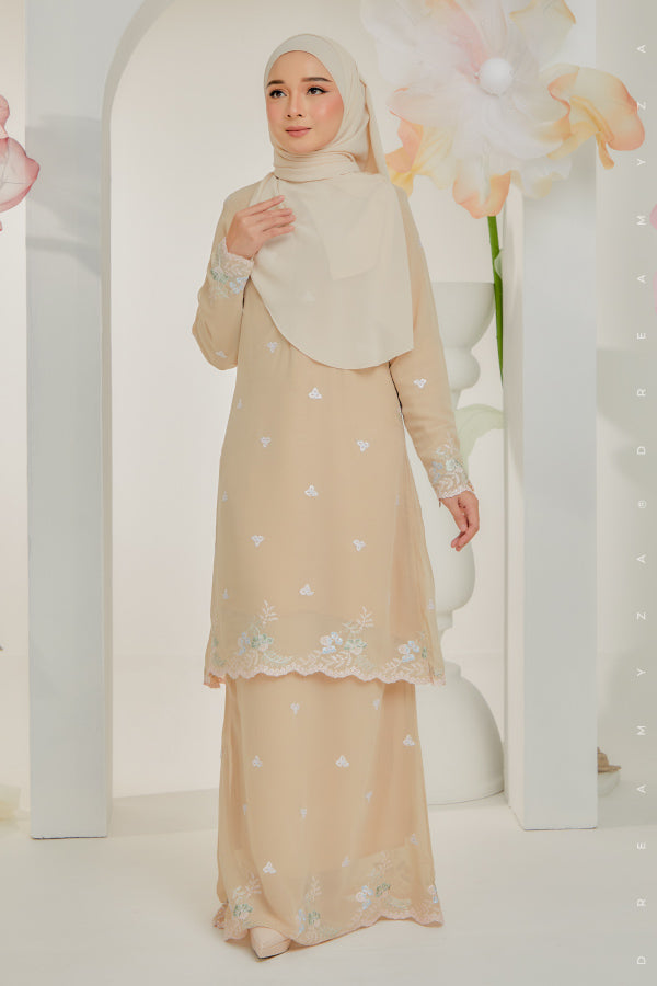 Amelia Embroidered Sulam Chiffon Baju Kurung