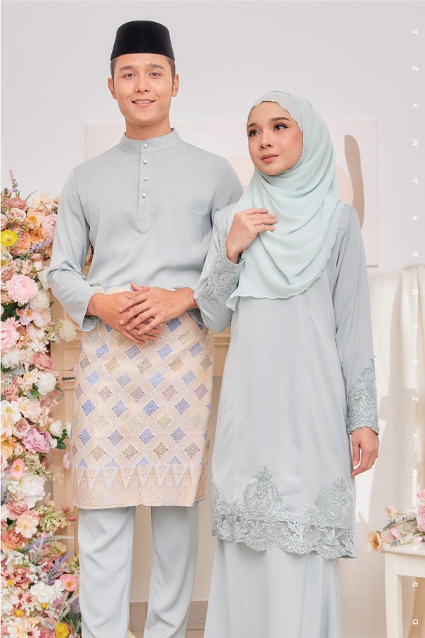 Tyara Embroidered Border Lace Modern Baju Kurung
