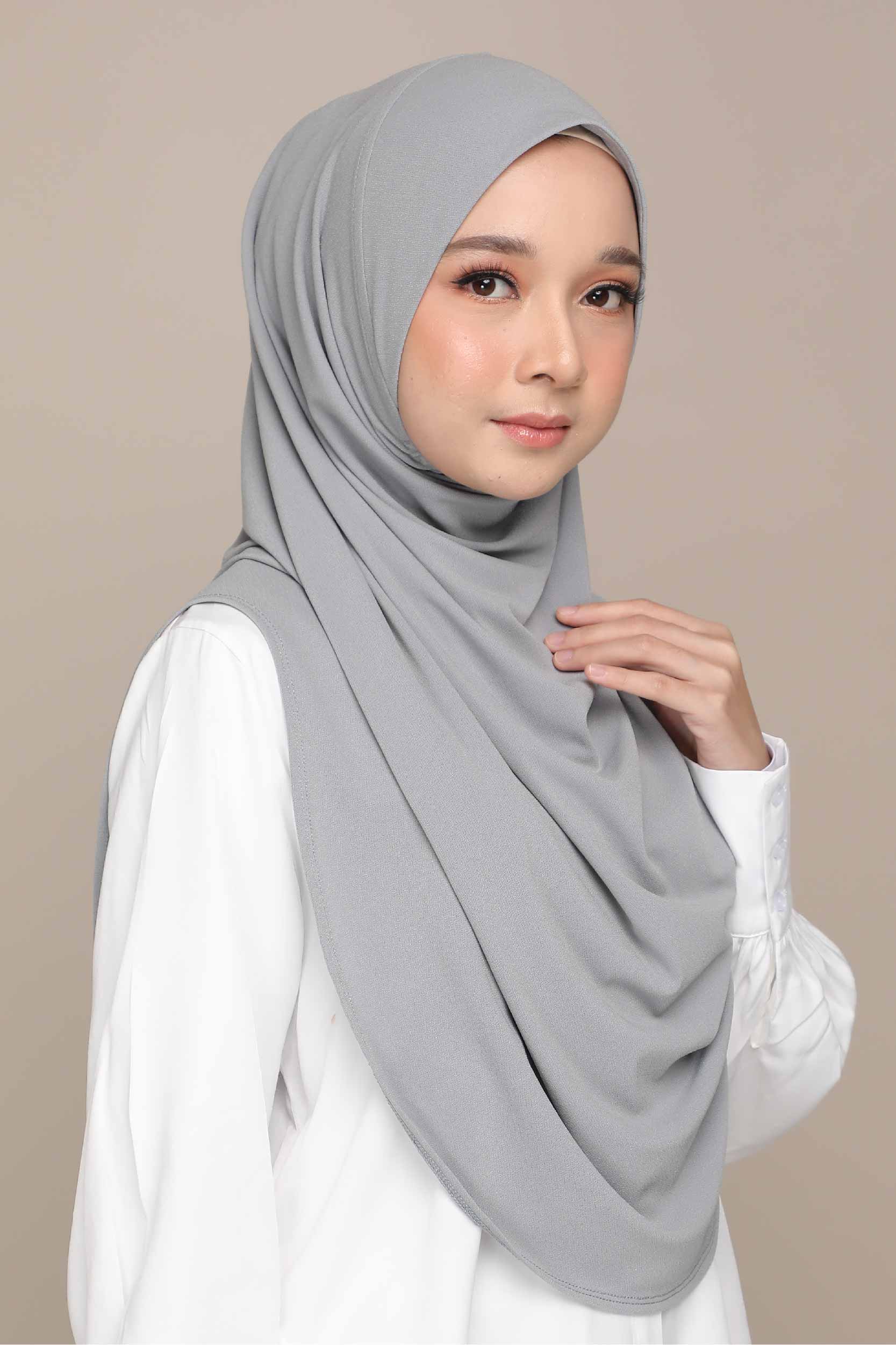 Wardah Ironless Tudung Sarung Instant